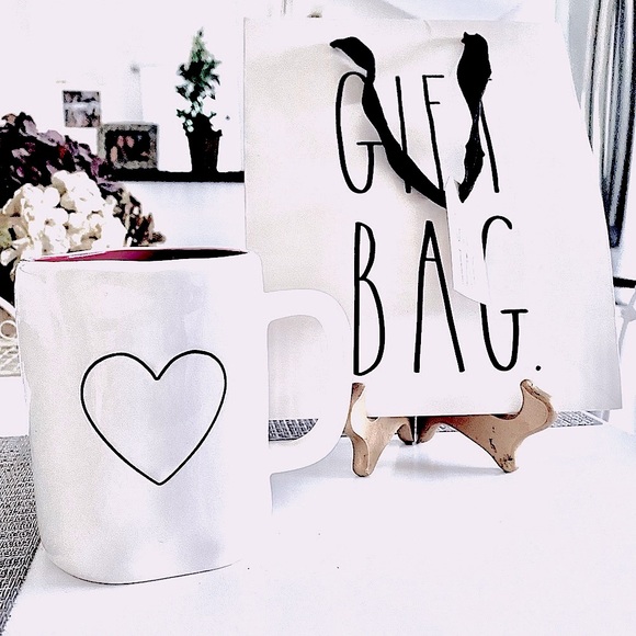 Rae Dunn | Kitchen | Rae Dunn Heart Mug Paper Rae Dunn Gift Bag Shown ...